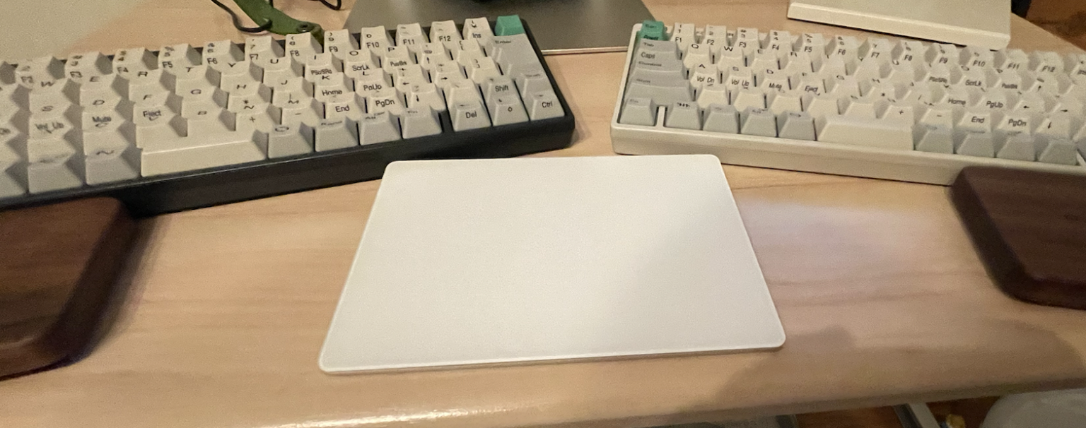 HHKB2台で最強の左右分離キーボードをつくってみた！やり方とメリットを解説｜マネーキャット